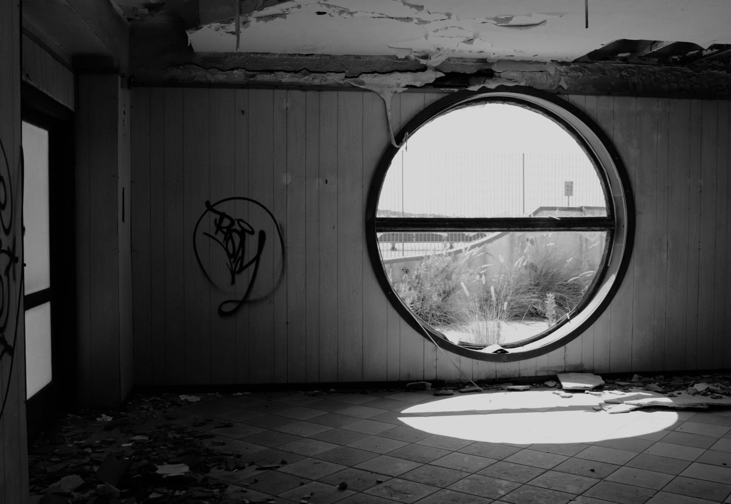 Motel Garbage – Albergo abbandonato – Il primo sito urbex in Sicilia